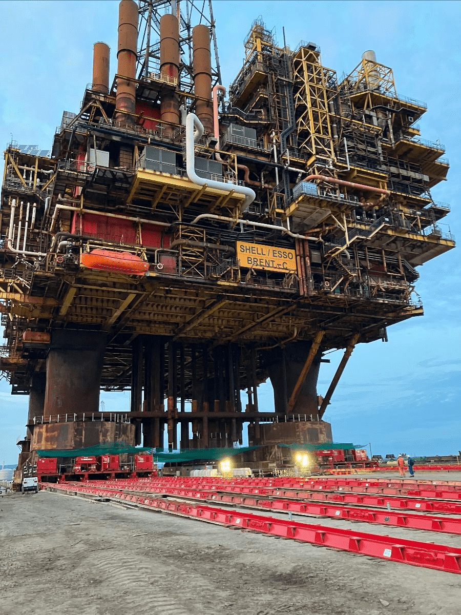 Final Topside Load In Completed For Brent Field Decommissioning Project ...